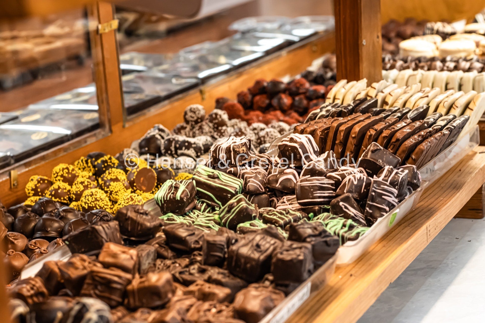 9pc Custom Caramel Box - Hansel & Gretel Candy Kitchen - Helen GA ...